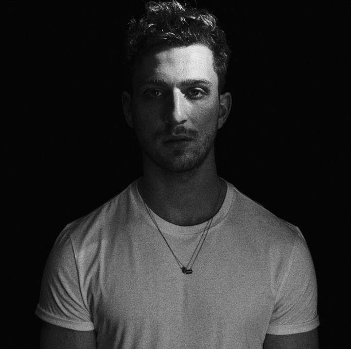 Artist Profile - Two Feet - Pictures